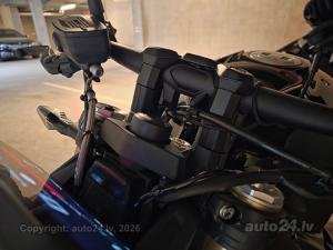Черный БМВ S 1000R 2024 в Таллин, объемом двигателя 1.00 л и пробегом 9 тыс. км за 14750 €, фото 10 на AUTOMOTO.COM.LV