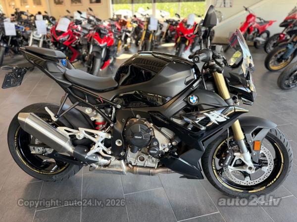 Black BMW S 1000R 2024 in Tallinn, with an engine capacity of 1.00 L and mileage of 8 thousand km for 14990 €, photo 2 on AUTOMOTO.COM.LV