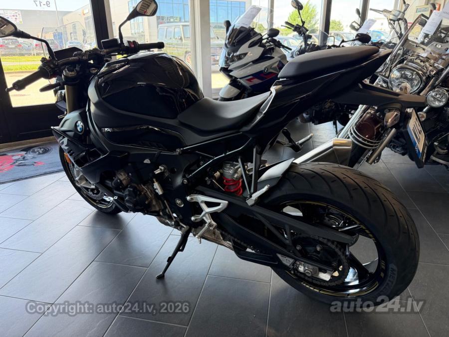 Melns BMW S 1000R 2024 Tallina, ar dzinēja tilpumu 1.00 L un nobraukumu 8 tūkst. km par 14990 €, foto 14 vietnē AUTOMOTO.COM.LV