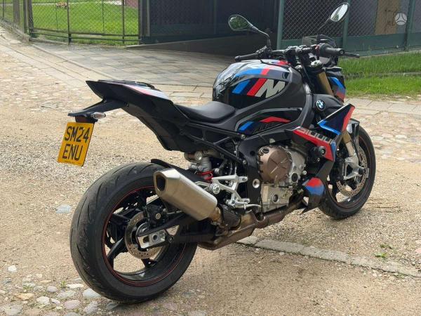 Черный БМВ S 1000R 2024 в Вильнюс, объемом двигателя 0.00 л и пробегом 4 тыс. км за 12999 €, фото 4 на AUTOMOTO.COM.LV