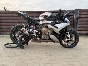 Black BMW S 1000R 2024 in Vilnius, with an engine capacity of 1.00 L and mileage of 27 thousand km for 11599 €, photo 4 on AUTOMOTO.COM.LV