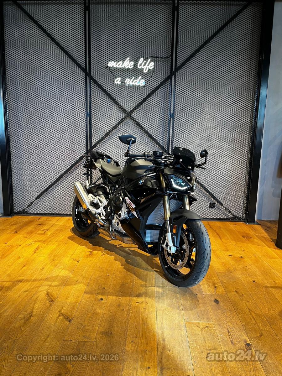 Черный БМВ S 1000R 2026 в Таллин, объемом двигателя 1.00 л и пробегом 0 тыс. км за 15450 €, фото 1 на AUTOMOTO.COM.LV