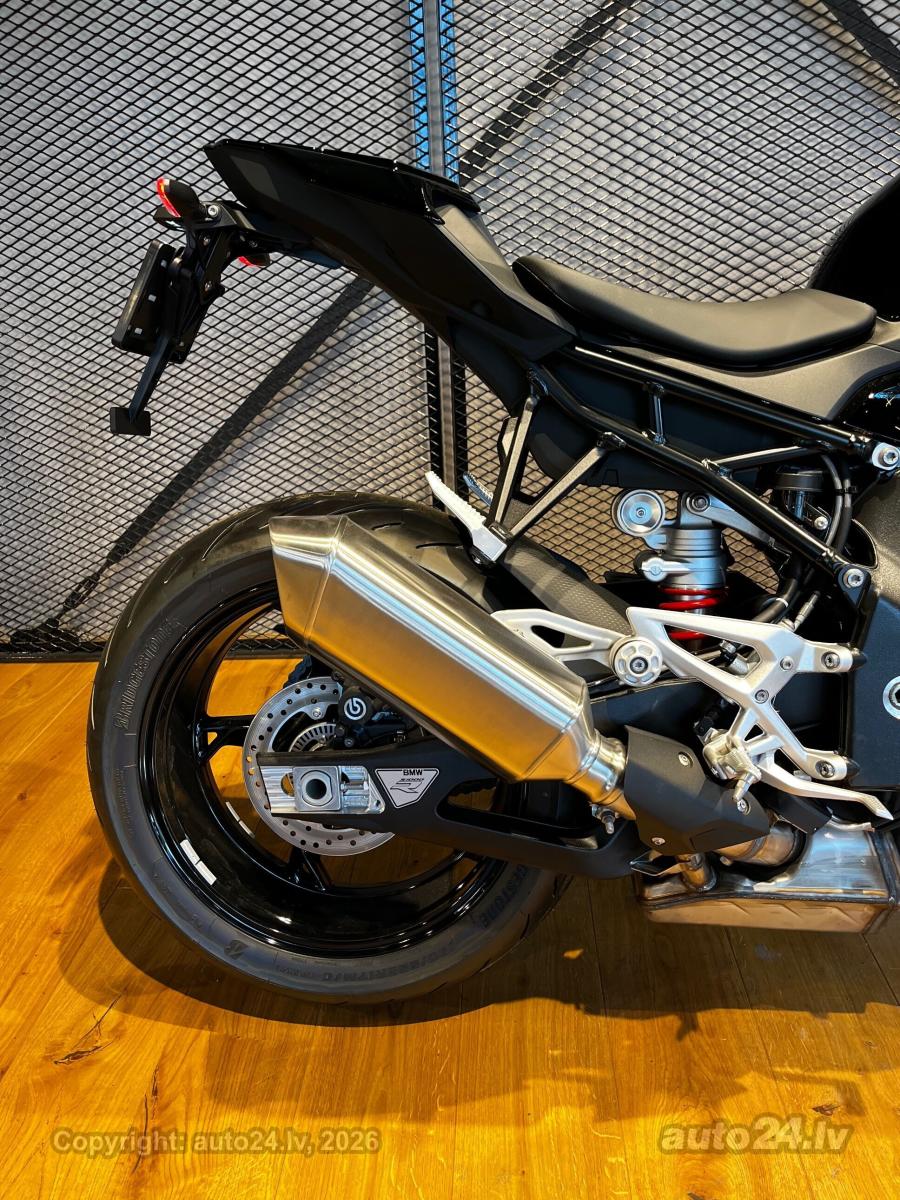 Черный БМВ S 1000R 2026 в Таллин, объемом двигателя 1.00 л и пробегом 0 тыс. км за 15450 €, фото 4 на AUTOMOTO.COM.LV