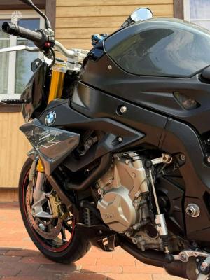 Pelēks BMW S 1000R 2017 Druskininkai, ar dzinēja tilpumu 1.00 L un nobraukumu 43 tūkst. km par 7450 €, foto 9 vietnē AUTOMOTO.COM.LV
