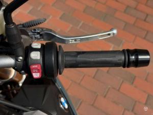 Pelēks BMW S 1000R 2017 Druskininkai, ar dzinēja tilpumu 1.00 L un nobraukumu 43 tūkst. km par 7450 €, foto 16 vietnē AUTOMOTO.COM.LV