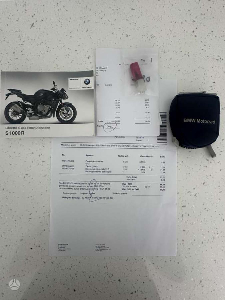Pelēks BMW S 1000R 2017 Druskininkai, ar dzinēja tilpumu 1.00 L un nobraukumu 43 tūkst. km par 7450 €, foto 19 vietnē AUTOMOTO.COM.LV