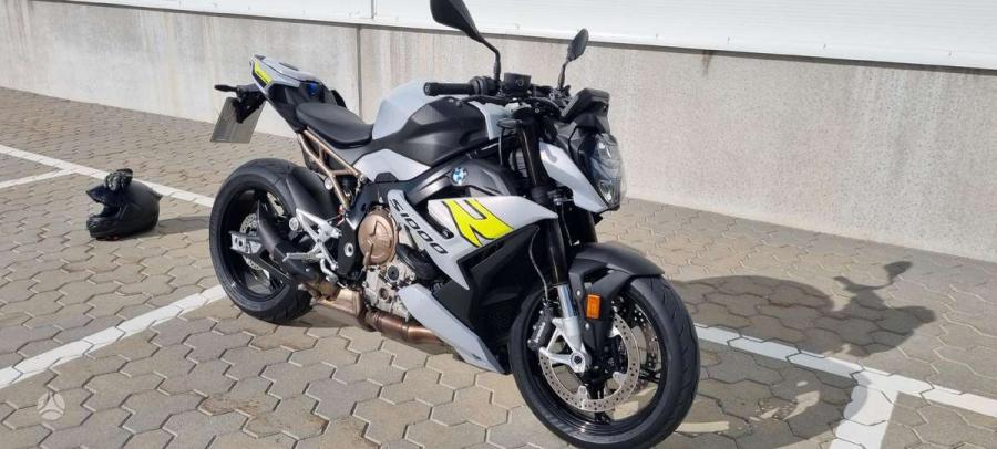 Grey BMW S 1000R 2022 in Vilnius, with an engine capacity of 1.00 L and mileage of 30 thousand km for 10500 €, photo 4 on AUTOMOTO.COM.LV