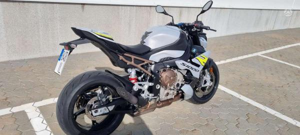 Grey BMW S 1000R 2022 in Vilnius, with an engine capacity of 1.00 L and mileage of 30 thousand km for 10500 €, photo 7 on AUTOMOTO.COM.LV
