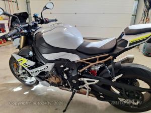 Grey BMW S 1000R 2022 in Tallinn, with an engine capacity of 1.00 L and mileage of 10 thousand km for 14900 €, photo 5 on AUTOMOTO.COM.LV