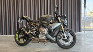 Grey BMW S 1000R 2023 in Marijampole, with an engine capacity of 1.00 L and mileage of 3 thousand km for 11250 €, photo 4 on AUTOMOTO.COM.LV