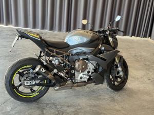 Grey BMW S 1000R 2023 in Marijampole, with an engine capacity of 1.00 L and mileage of 3 thousand km for 11250 €, photo 10 on AUTOMOTO.COM.LV