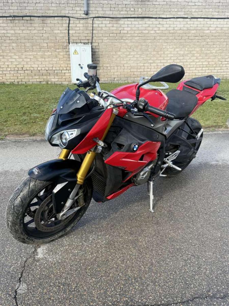 BMW S 1000R 2014 Tauragė, ar dzinēja tilpumu 1.00 L un nobraukumu 29 tūkst. km par 4950 €, foto 5 vietnē AUTOMOTO.COM.LV