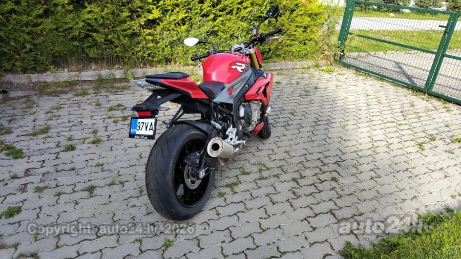 BMW S 1000R 2014 in Tallinn, with an engine capacity of 1.00 L and mileage of 25 thousand km for 7000 €, photo 4 on AUTOMOTO.COM.LV