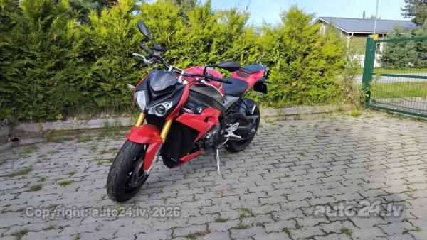 BMW S 1000R 2014 in Tallinn, with an engine capacity of 1.00 L and mileage of 25 thousand km for 7000 €, photo 5 on AUTOMOTO.COM.LV