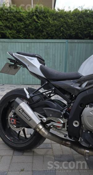 BMW S 1000R 2014 in Liepaja, with an engine capacity of 1.00 L and mileage of 0 thousand km for 8500 €, photo 4 on AUTOMOTO.COM.LV