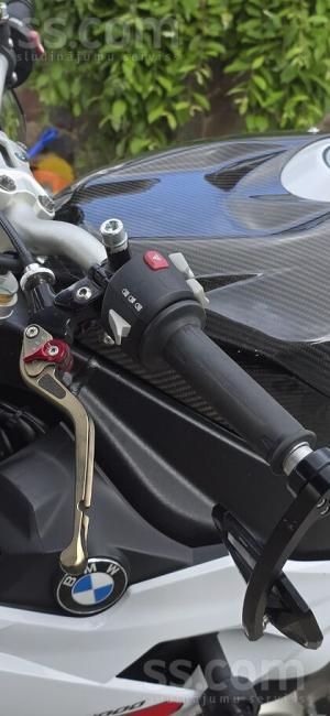 BMW S 1000R 2014 in Liepaja, with an engine capacity of 1.00 L and mileage of 0 thousand km for 8500 €, photo 8 on AUTOMOTO.COM.LV