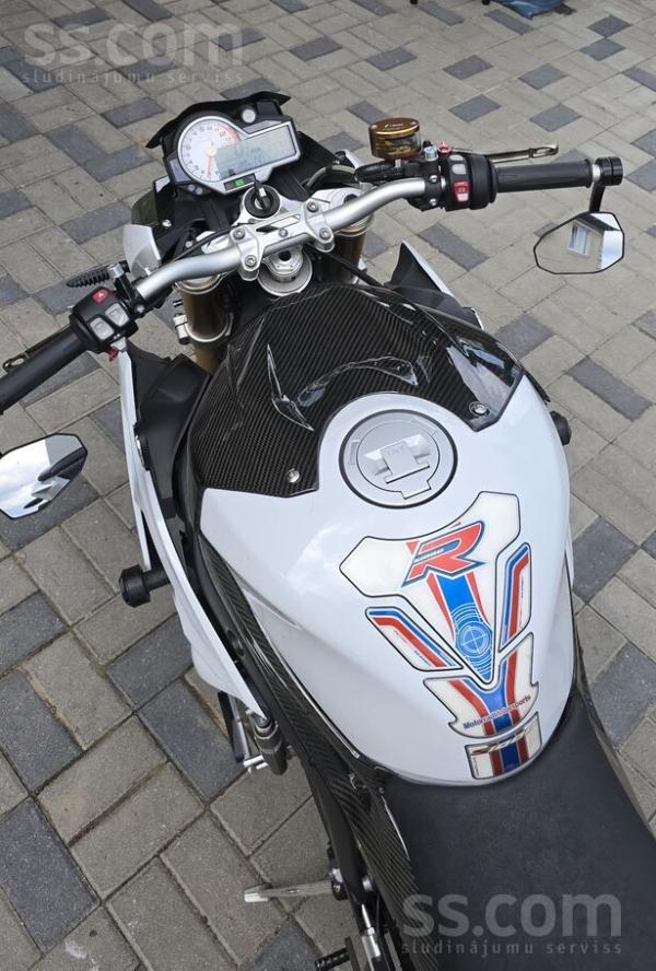 BMW S 1000R 2014 in Liepaja, with an engine capacity of 1.00 L and mileage of 0 thousand km for 8500 €, photo 10 on AUTOMOTO.COM.LV