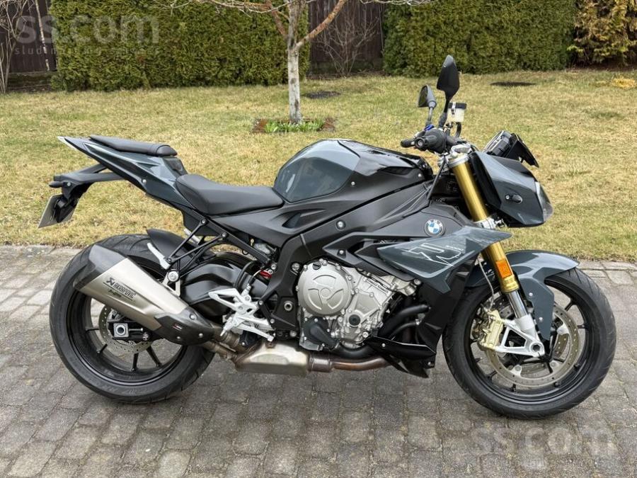 BMW S 1000R 2018 in Riga, with an engine capacity of 1.00 L and mileage of 0 thousand km for 10900 €, photo 1 on AUTOMOTO.COM.LV