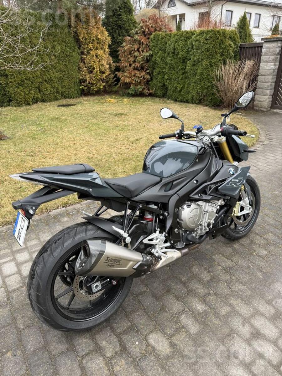 BMW S 1000R 2018 in Riga, with an engine capacity of 1.00 L and mileage of 0 thousand km for 10900 €, photo 7 on AUTOMOTO.COM.LV