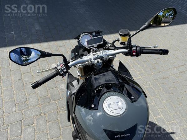 BMW S 1000R 2018 in Riga, with an engine capacity of 1.00 L and mileage of 0 thousand km for 10400 €, photo 7 on AUTOMOTO.COM.LV