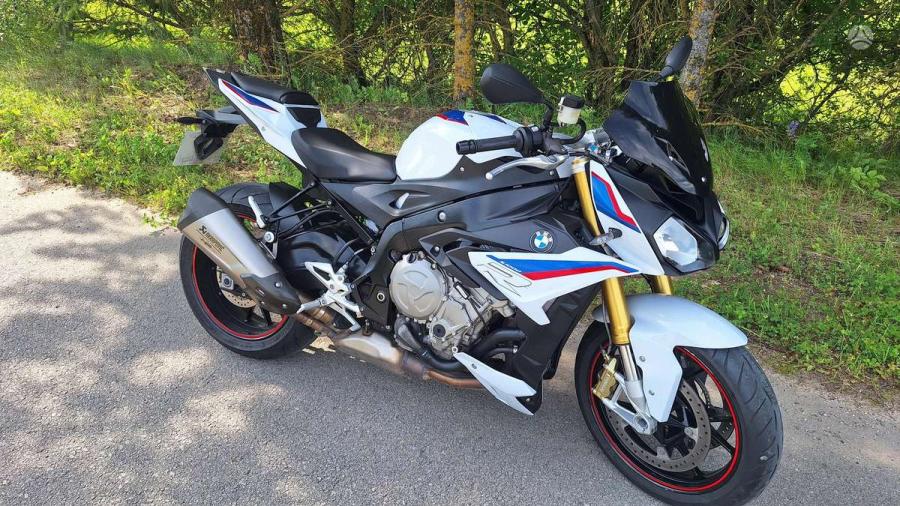 BMW S 1000R 2018 in Kaunas, with an engine capacity of 1.00 L and mileage of 27 thousand km for 7100 €, photo 3 on AUTOMOTO.COM.LV