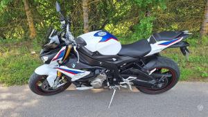 BMW S 1000R 2018 in Kaunas, with an engine capacity of 1.00 L and mileage of 27 thousand km for 7100 €, photo 5 on AUTOMOTO.COM.LV