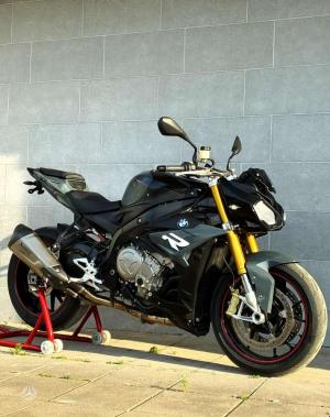 BMW S 1000R 2018 in Vilnius, with an engine capacity of 1.00 L and mileage of 24 thousand km for 8300 €, photo 3 on AUTOMOTO.COM.LV