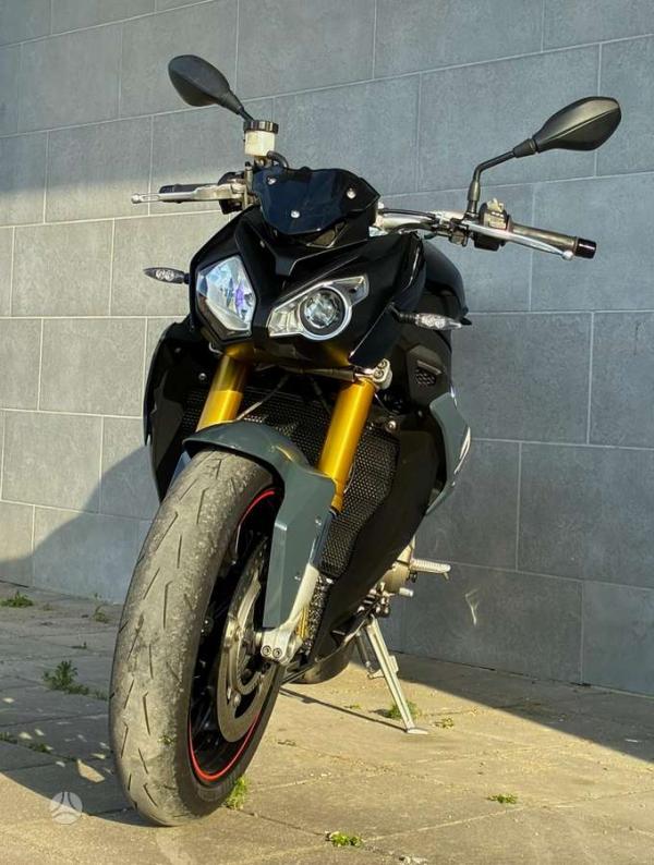 БМВ S 1000R 2018 в Вильнюс, объемом двигателя 1.00 л и пробегом 24 тыс. км за 8300 €, фото 8 на AUTOMOTO.COM.LV