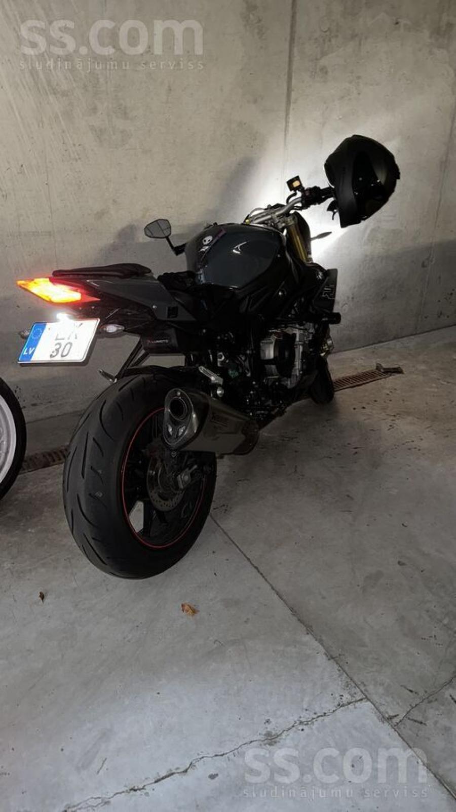 БМВ S 1000R 2018 в Рига, объемом двигателя 1.00 л и пробегом 0 тыс. км за 8200 €, фото 9 на AUTOMOTO.COM.LV