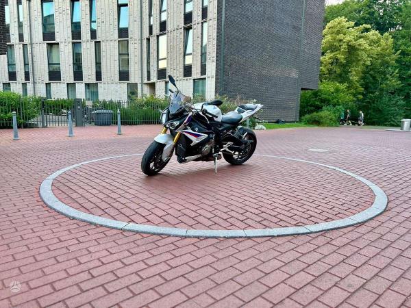 BMW S 1000R 2019 Viļņa, ar dzinēja tilpumu 1.00 L un nobraukumu 29 tūkst. km par 7600 €, foto 2 vietnē AUTOMOTO.COM.LV