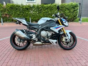 BMW S 1000R 2019 in Vilnius, with an engine capacity of 1.00 L and mileage of 29 thousand km for 7600 €, photo 8 on AUTOMOTO.COM.LV
