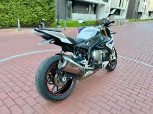 BMW S 1000R 2019 in Vilnius, with an engine capacity of 1.00 L and mileage of 29 thousand km for 7600 €, photo 9 on AUTOMOTO.COM.LV