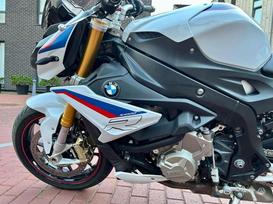BMW S 1000R 2019 in Vilnius, with an engine capacity of 1.00 L and mileage of 29 thousand km for 7600 €, photo 12 on AUTOMOTO.COM.LV