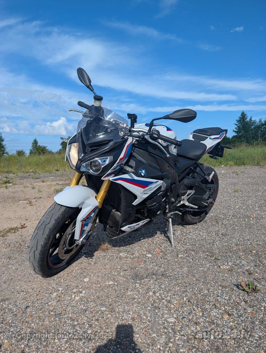 BMW S 1000R 2019 Tallina, ar dzinēja tilpumu 1.00 L un nobraukumu 19 tūkst. km par 10700 €, foto 4 vietnē AUTOMOTO.COM.LV