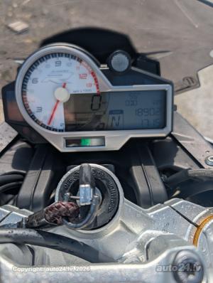 BMW S 1000R 2019 Tallina, ar dzinēja tilpumu 1.00 L un nobraukumu 19 tūkst. km par 10700 €, foto 5 vietnē AUTOMOTO.COM.LV
