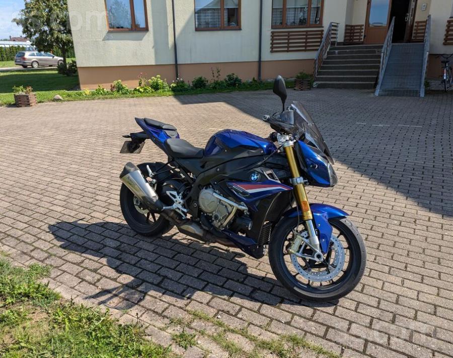 BMW S 1000R 2020 in Riga, with an engine capacity of 1.00 L and mileage of 0 thousand km for 9700 €, photo 1 on AUTOMOTO.COM.LV