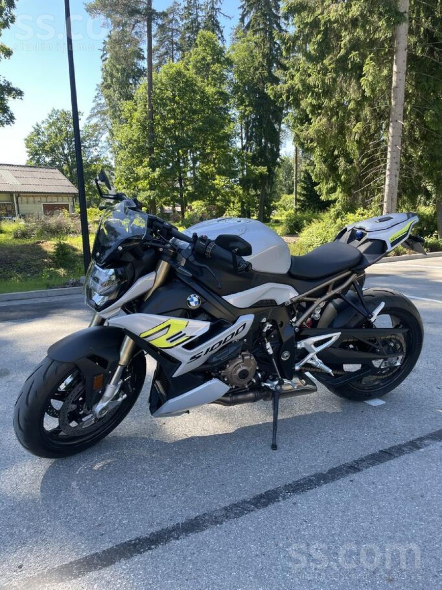 БМВ S 1000R 2021 в Рига, объемом двигателя 1.00 л и пробегом 0 тыс. км за 13200 €, фото 1 на AUTOMOTO.COM.LV