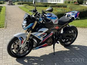 BMW S 1000R 2021 in Valmiera, with an engine capacity of 1.00 L and mileage of 0 thousand km for 15500 €, photo 3 on AUTOMOTO.COM.LV