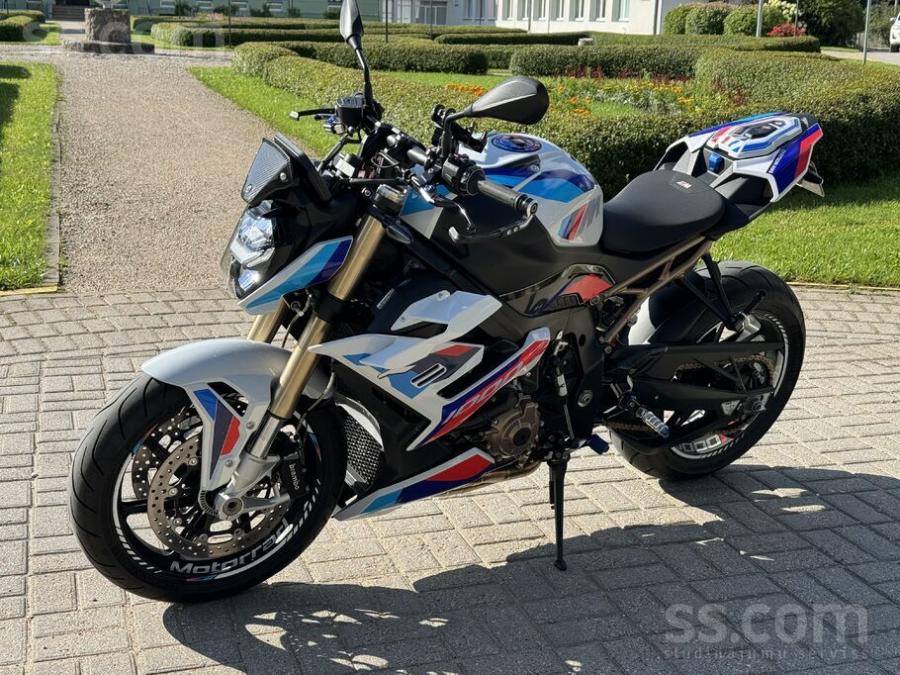 BMW S 1000R 2021 in Valmiera, with an engine capacity of 1.00 L and mileage of 0 thousand km for 15500 €, photo 3 on AUTOMOTO.COM.LV