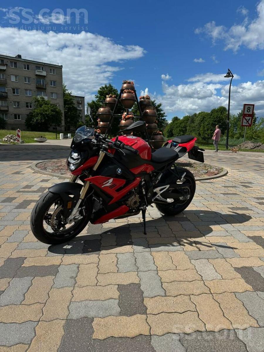 БМВ S 1000R 2022 в Бауска, объемом двигателя 1.00 л и пробегом 0 тыс. км за 13500 €, фото 1 на AUTOMOTO.COM.LV