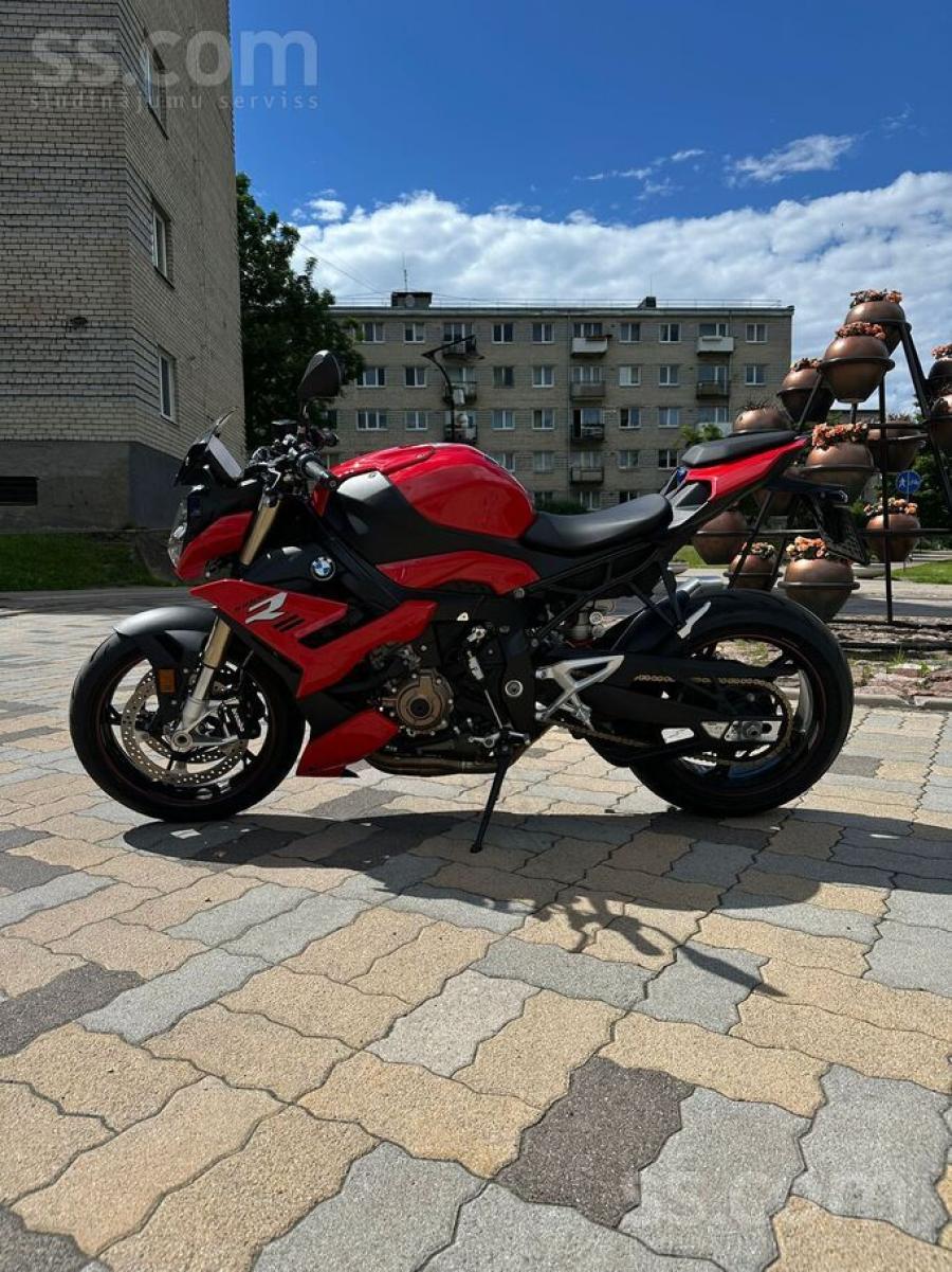 БМВ S 1000R 2022 в Бауска, объемом двигателя 1.00 л и пробегом 0 тыс. км за 13500 €, фото 3 на AUTOMOTO.COM.LV
