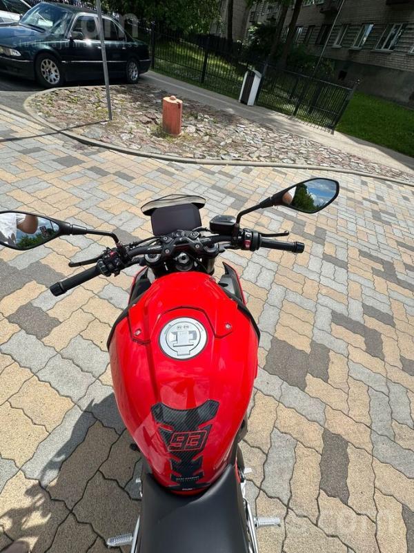 BMW S 1000R 2022 Bauska, ar dzinēja tilpumu 1.00 L un nobraukumu 0 tūkst. km par 13500 €, foto 8 vietnē AUTOMOTO.COM.LV