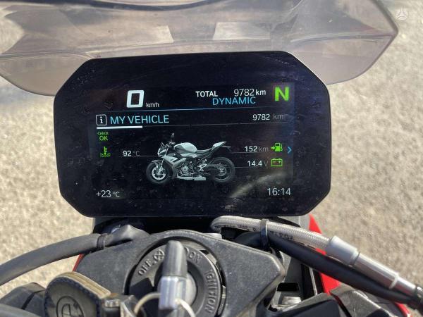 BMW S 1000R 2022 in Jonava, with an engine capacity of 1.00 L and mileage of 10 thousand km for 9000 €, photo 4 on AUTOMOTO.COM.LV