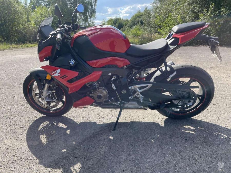 BMW S 1000R 2022 in Jonava, with an engine capacity of 1.00 L and mileage of 10 thousand km for 9000 €, photo 6 on AUTOMOTO.COM.LV