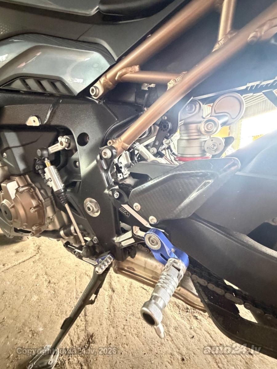БМВ S 1000R 2023 в Таллин, объемом двигателя 1.00 л и пробегом 3 тыс. км за 13700 €, фото 4 на AUTOMOTO.COM.LV