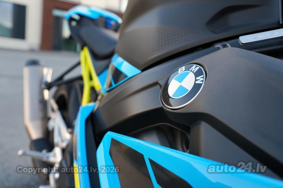 BMW S 1000R 2025 Tallina, ar dzinēja tilpumu 0.00 L un nobraukumu 2 tūkst. km par 17500 €, foto 3 vietnē AUTOMOTO.COM.LV