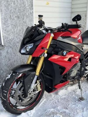 Sarkans BMW S 1000R 2014 Alīta, ar dzinēja tilpumu 1.00 L un nobraukumu 19 tūkst. km par 6900 €, foto 7 vietnē AUTOMOTO.COM.LV