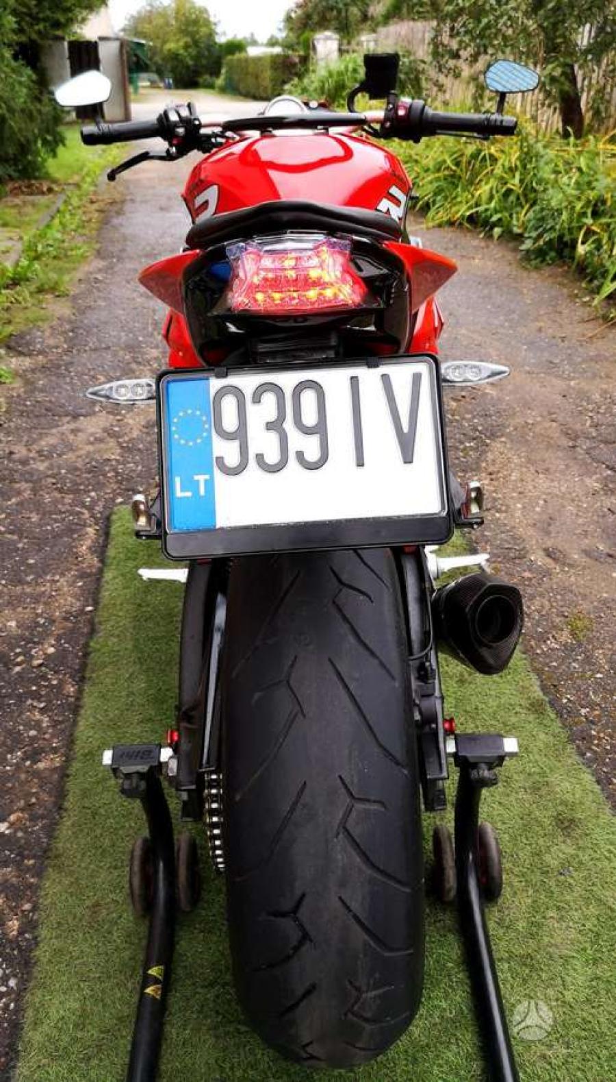 Sarkans BMW S 1000R 2014 Marijampole, ar dzinēja tilpumu 1.00 L un nobraukumu 29 tūkst. km par 6500 €, foto 5 vietnē AUTOMOTO.COM.LV