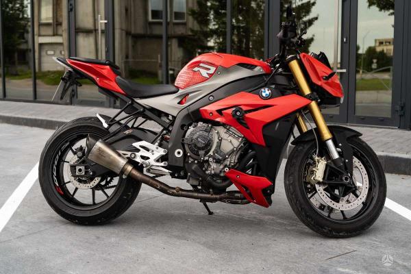 Sarkans BMW S 1000R 2015 Klaipėda, ar dzinēja tilpumu 1.00 L un nobraukumu 39 tūkst. km par 6800 €, foto 6 vietnē AUTOMOTO.COM.LV