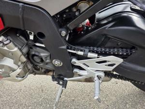 Sarkans BMW S 1000R 2015 Kretinga, ar dzinēja tilpumu 1.00 L un nobraukumu 52 tūkst. km par 6400 €, foto 21 vietnē AUTOMOTO.COM.LV